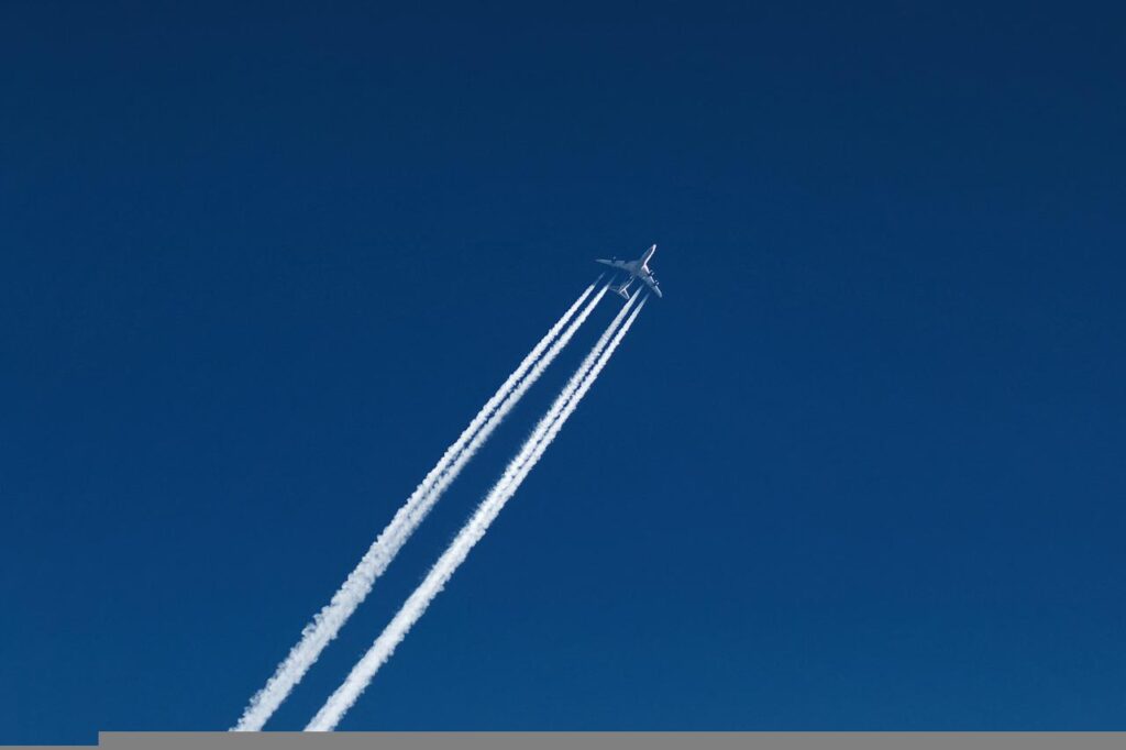 aircraft-contrail-sky-5917257 | The Atlantis Project